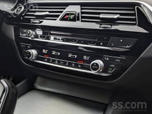 Zils BMW 530 2019 Tukums, ar dzinēja tilpumu 3.00 L un nobraukumu 263 tūkst. km par 21990 €, foto 17 vietnē AUTOMOTO.COM.LV