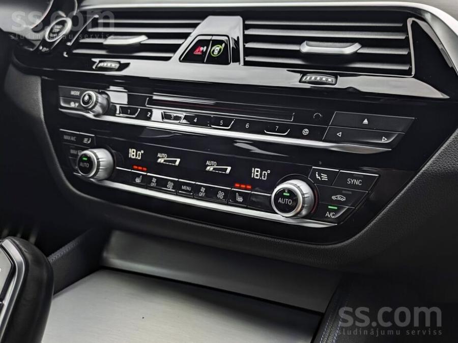 Zils BMW 530 2019 Tukums, ar dzinēja tilpumu 3.00 L un nobraukumu 263 tūkst. km par 21990 €, foto 17 vietnē AUTOMOTO.COM.LV
