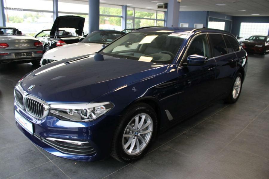 Blue BMW 530 2020 in Kaunas, with an engine capacity of 2.00 L and mileage of 86 thousand km for 31102 €, photo 3 on AUTOMOTO.COM.LV