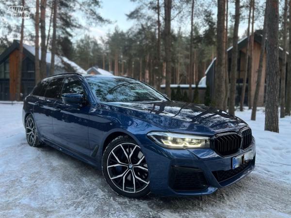 Blue BMW 530 2020 in Vilnius, with an engine capacity of 3.00 L and mileage of 228 thousand km for 28499 €, photo 4 on AUTOMOTO.COM.LV