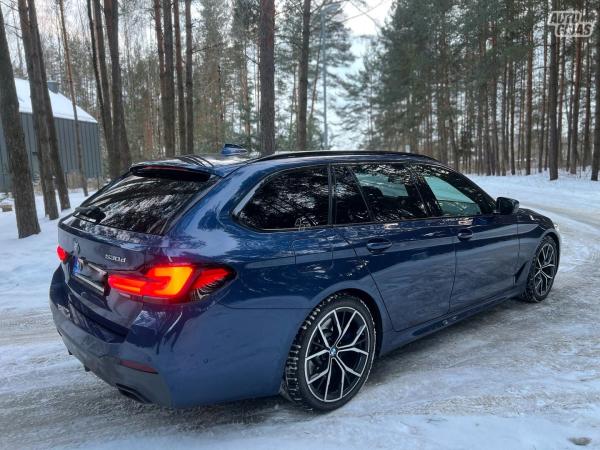 Blue BMW 530 2020 in Vilnius, with an engine capacity of 3.00 L and mileage of 228 thousand km for 28499 €, photo 8 on AUTOMOTO.COM.LV