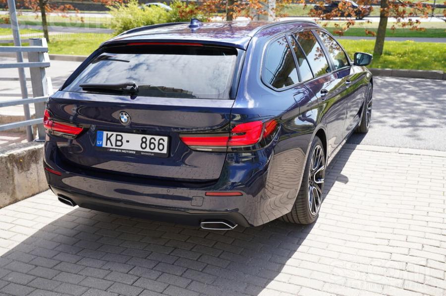 Blue BMW 530 2020 in Riga, with an engine capacity of 2.00 L and mileage of 220 thousand km for 26990 €, photo 4 on AUTOMOTO.COM.LV