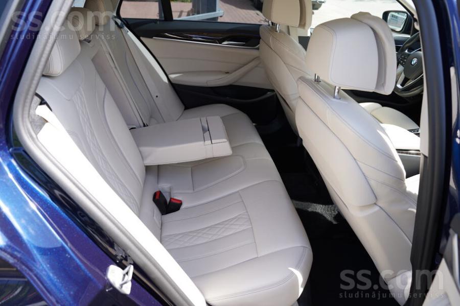 Blue BMW 530 2020 in Riga, with an engine capacity of 2.00 L and mileage of 220 thousand km for 26990 €, photo 22 on AUTOMOTO.COM.LV