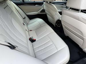 Синий БМВ 530 2020 в Вильнюс, объемом двигателя 2.99 л и пробегом 176 тыс. км за 26700 €, фото 18 на AUTOMOTO.COM.LV