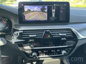 Синий БМВ 530 2020 в Рига, объемом двигателя 3.00 л и пробегом 212 тыс. км за 21900 €, фото 10 на AUTOMOTO.COM.LV