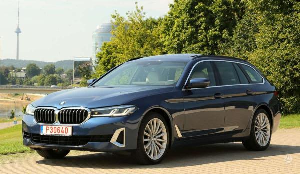 Blue BMW 530 2020 in Vilnius, with an engine capacity of 2.99 L and mileage of 176 thousand km for 26550 €, photo 1 on AUTOMOTO.COM.LV