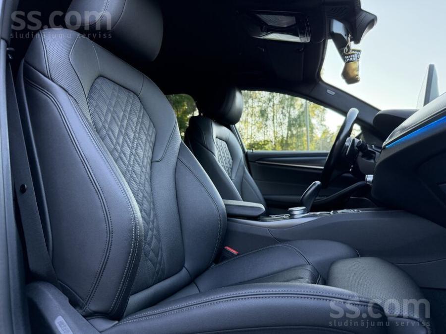 Синий БМВ 530 2021 в Рига, объемом двигателя 2.00 л и пробегом 117 тыс. км за 35500 €, фото 3 на AUTOMOTO.COM.LV