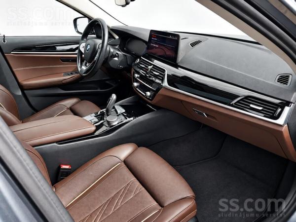 Zils BMW 530 2021 Rīga, ar dzinēja tilpumu 2.00 L un nobraukumu 103 tūkst. km par 25900 €, foto 8 vietnē AUTOMOTO.COM.LV