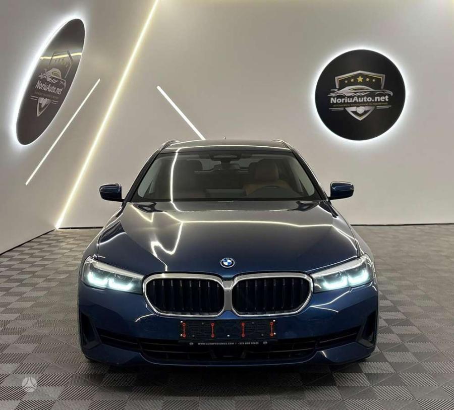 Blue BMW 530 2021 in Marijampole, with an engine capacity of 2.00 L and mileage of 277 thousand km for 18999 €, photo 14 on AUTOMOTO.COM.LV