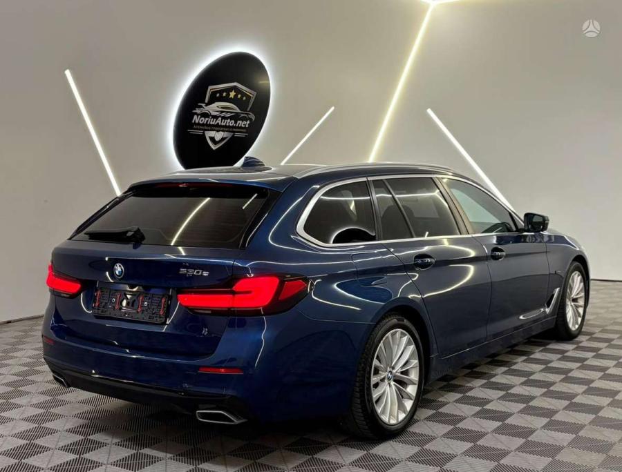Blue BMW 530 2021 in Marijampole, with an engine capacity of 2.00 L and mileage of 277 thousand km for 18999 €, photo 35 on AUTOMOTO.COM.LV