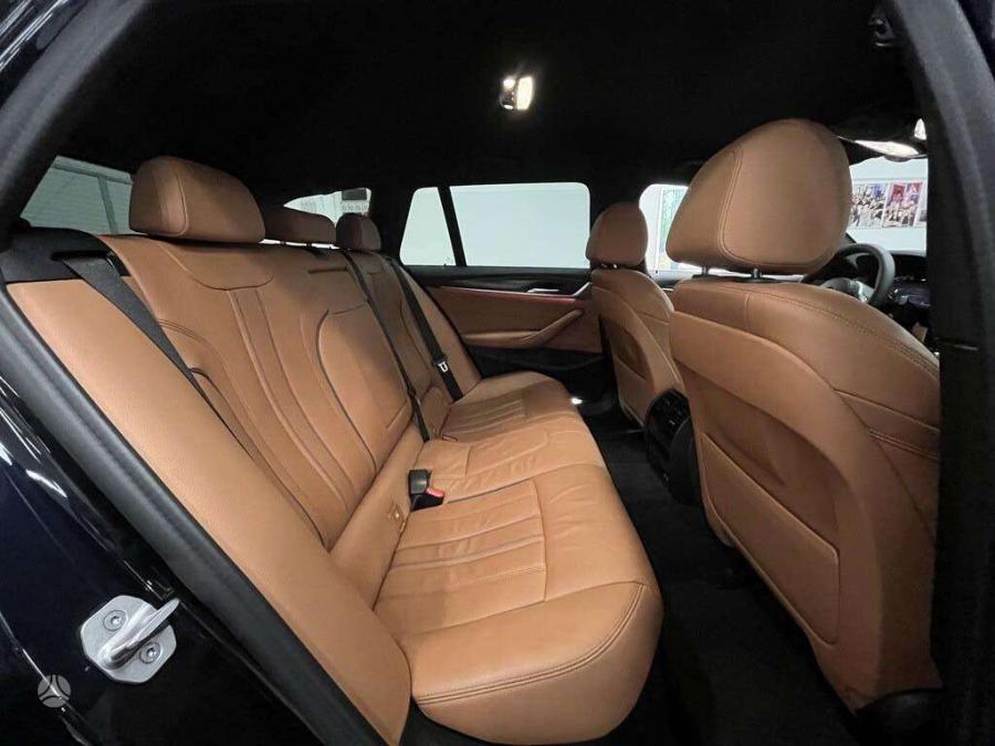 Zils BMW 530 2022 Šauļi, ar dzinēja tilpumu 2.99 L un nobraukumu 181 tūkst. km par 25900 €, foto 13 vietnē AUTOMOTO.COM.LV