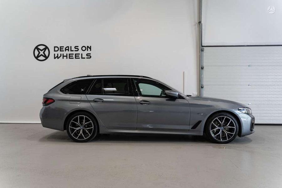 Zils BMW 530 2022 Viļņa, ar dzinēja tilpumu 2.00 L un nobraukumu 111 tūkst. km par 33900 €, foto 4 vietnē AUTOMOTO.COM.LV