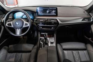 Zils BMW 530 2022 Viļņa, ar dzinēja tilpumu 2.00 L un nobraukumu 111 tūkst. km par 33900 €, foto 19 vietnē AUTOMOTO.COM.LV