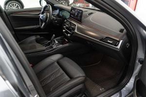 Zils BMW 530 2022 Viļņa, ar dzinēja tilpumu 2.00 L un nobraukumu 111 tūkst. km par 33900 €, foto 23 vietnē AUTOMOTO.COM.LV