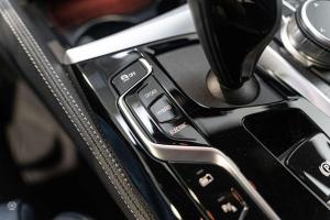 Zils BMW 530 2022 Viļņa, ar dzinēja tilpumu 2.00 L un nobraukumu 111 tūkst. km par 33900 €, foto 27 vietnē AUTOMOTO.COM.LV
