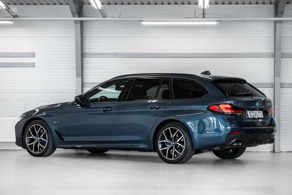 Zils BMW 530 2023 Tukums, ar dzinēja tilpumu 2.00 L un nobraukumu 179 tūkst. km par 28777 €, foto 8 vietnē AUTOMOTO.COM.LV