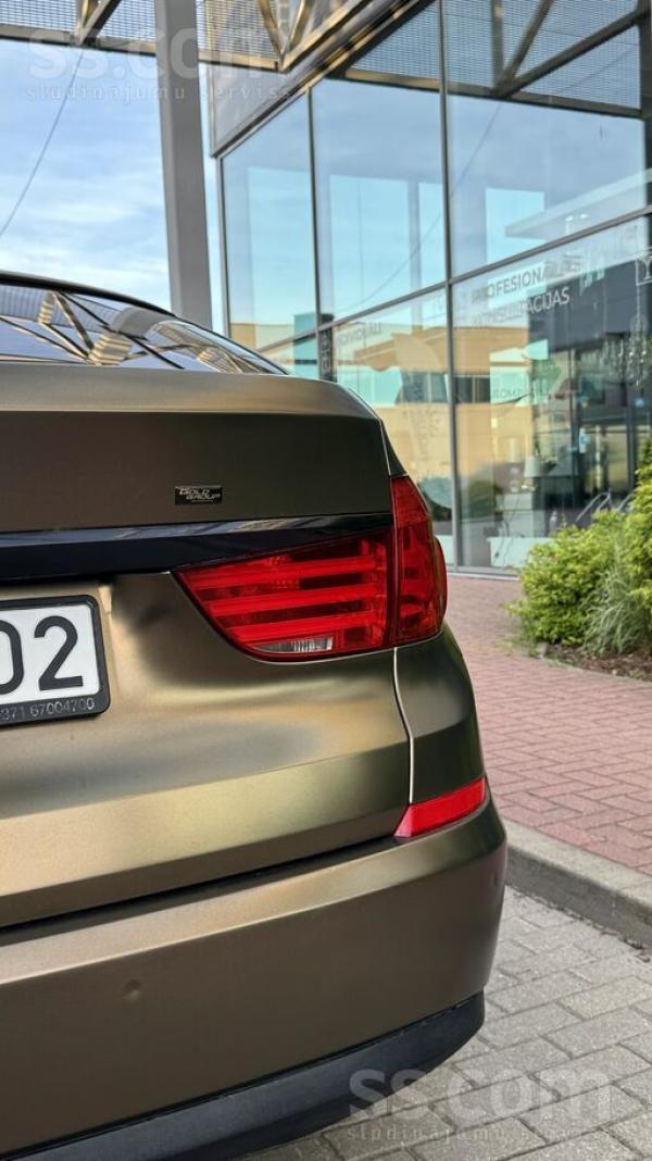 Brown BMW 530 2012 in Riga, with an engine capacity of 3.00 L and mileage of 337 thousand km for 8400 €, photo 7 on AUTOMOTO.COM.LV