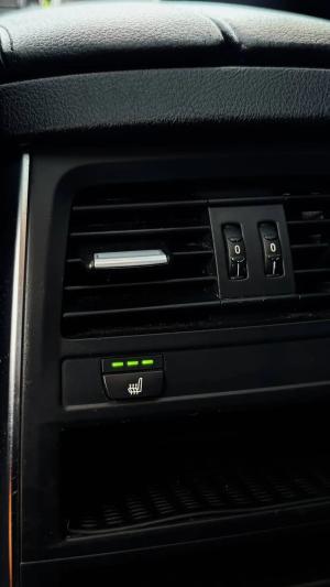 Brūns BMW 530 2012 Rīga, ar dzinēja tilpumu 3.00 L un nobraukumu 337 tūkst. km par 8400 €, foto 14 vietnē AUTOMOTO.COM.LV