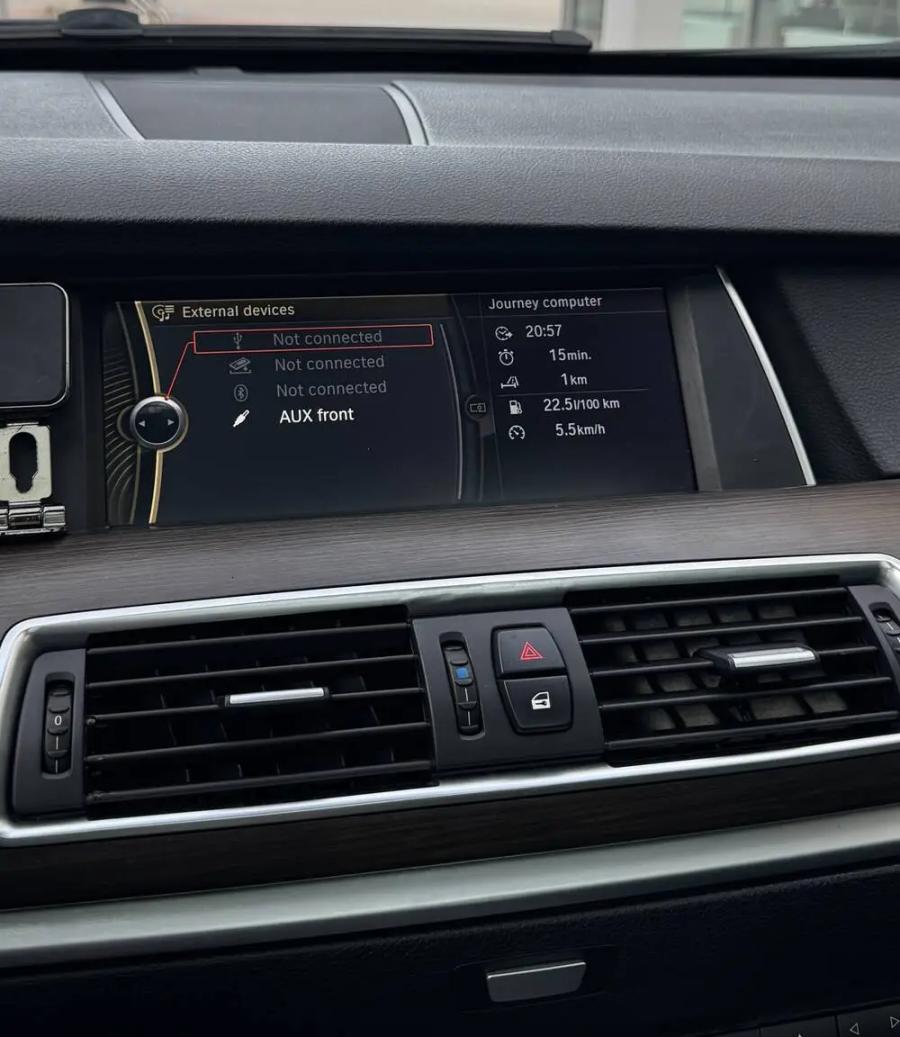 Brūns BMW 530 2012 Rīga, ar dzinēja tilpumu 3.00 L un nobraukumu 337 tūkst. km par 8400 €, foto 16 vietnē AUTOMOTO.COM.LV