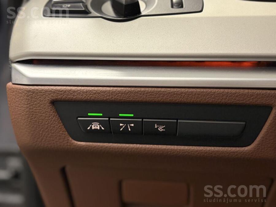 Brūns BMW 530 2014 Rīga, ar dzinēja tilpumu 3.00 L un nobraukumu 199 tūkst. km par 16490 €, foto 25 vietnē AUTOMOTO.COM.LV