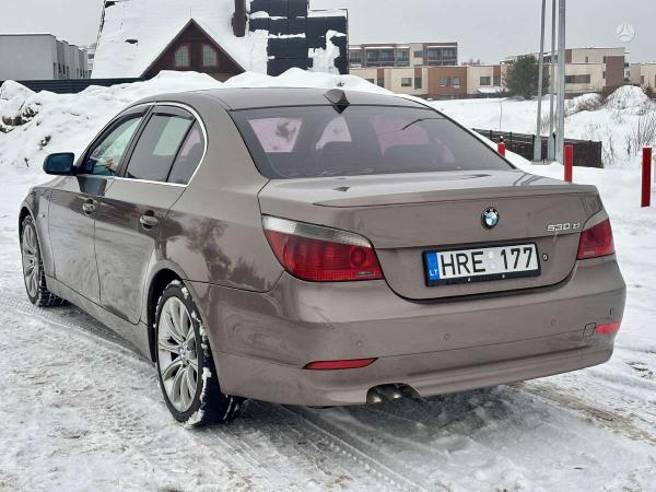 Brown BMW 530 2004 in Vilnius, with an engine capacity of 3.00 L and mileage of 390 thousand km for 2850 €, photo 3 on AUTOMOTO.COM.LV