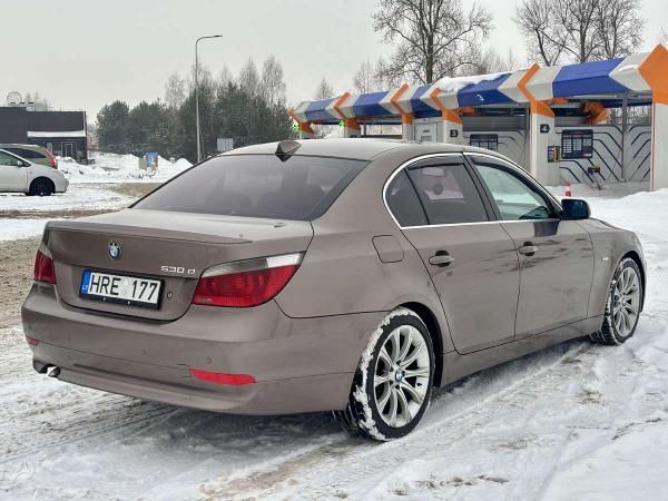 Brown BMW 530 2004 in Vilnius, with an engine capacity of 3.00 L and mileage of 390 thousand km for 2850 €, photo 5 on AUTOMOTO.COM.LV
