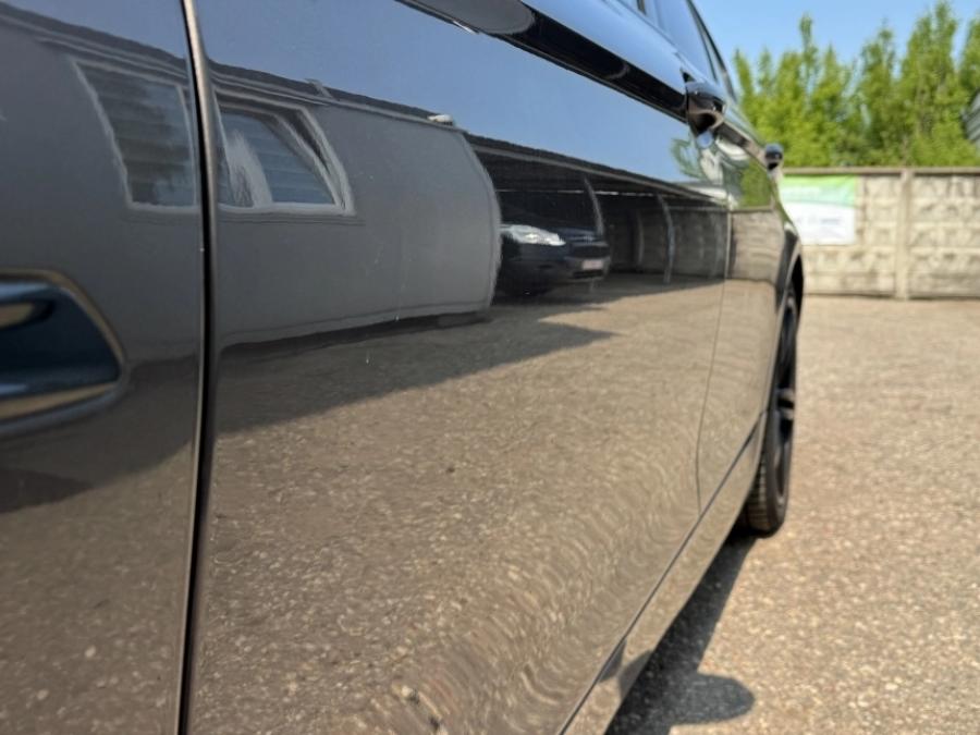 Brown BMW 530 2010 in Riga, with an engine capacity of 3.00 L and mileage of 227 thousand km for 10300 €, photo 19 on AUTOMOTO.COM.LV