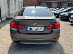 Brown BMW 530 2010 in Riga, with an engine capacity of 3.00 L and mileage of 227 thousand km for 10300 €, photo 24 on AUTOMOTO.COM.LV