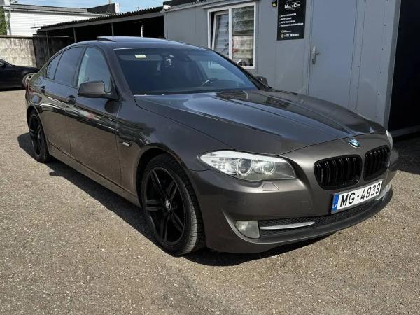 Brūns BMW 530 2010 Daugavpils, ar dzinēja tilpumu 3.00 L un nobraukumu 230 tūkst. km par 9900 €, foto 1 vietnē AUTOMOTO.COM.LV