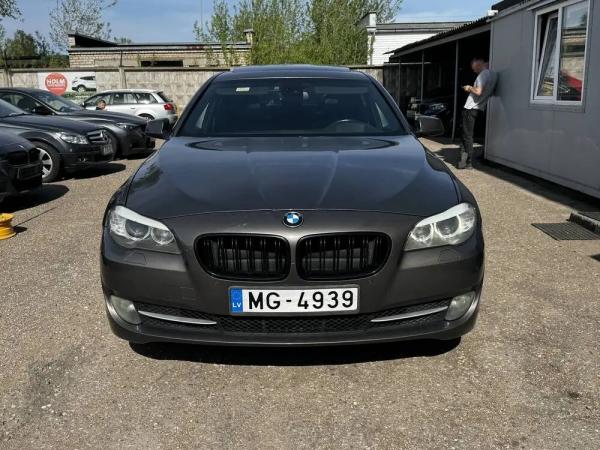 Brūns BMW 530 2010 Daugavpils, ar dzinēja tilpumu 3.00 L un nobraukumu 230 tūkst. km par 9900 €, foto 2 vietnē AUTOMOTO.COM.LV