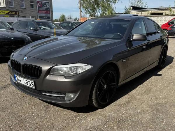 Brūns BMW 530 2010 Daugavpils, ar dzinēja tilpumu 3.00 L un nobraukumu 230 tūkst. km par 9900 €, foto 3 vietnē AUTOMOTO.COM.LV