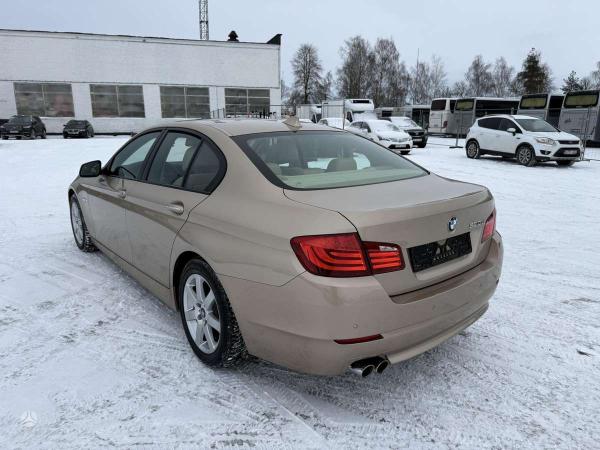 Brown BMW 530 2011 in Marijampole, with an engine capacity of 2.99 L and mileage of 319 thousand km for 7700 €, photo 3 on AUTOMOTO.COM.LV