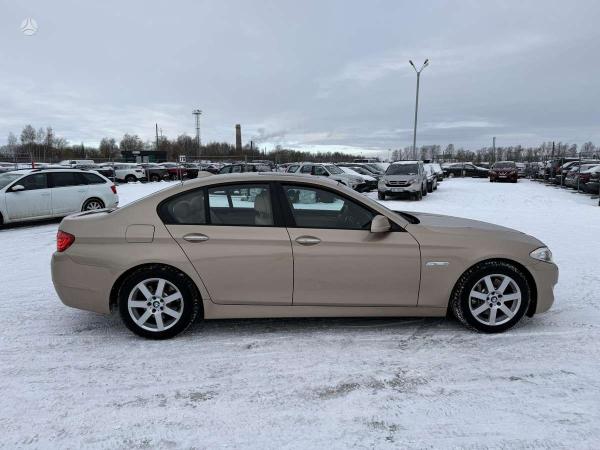 Brown BMW 530 2011 in Marijampole, with an engine capacity of 2.99 L and mileage of 319 thousand km for 7700 €, photo 5 on AUTOMOTO.COM.LV