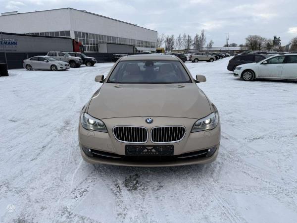 Brown BMW 530 2011 in Marijampole, with an engine capacity of 2.99 L and mileage of 319 thousand km for 7700 €, photo 7 on AUTOMOTO.COM.LV