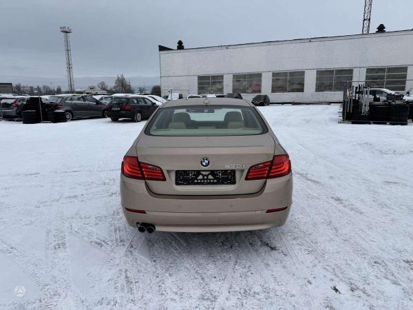 Brown BMW 530 2011 in Marijampole, with an engine capacity of 2.99 L and mileage of 319 thousand km for 7700 €, photo 8 on AUTOMOTO.COM.LV