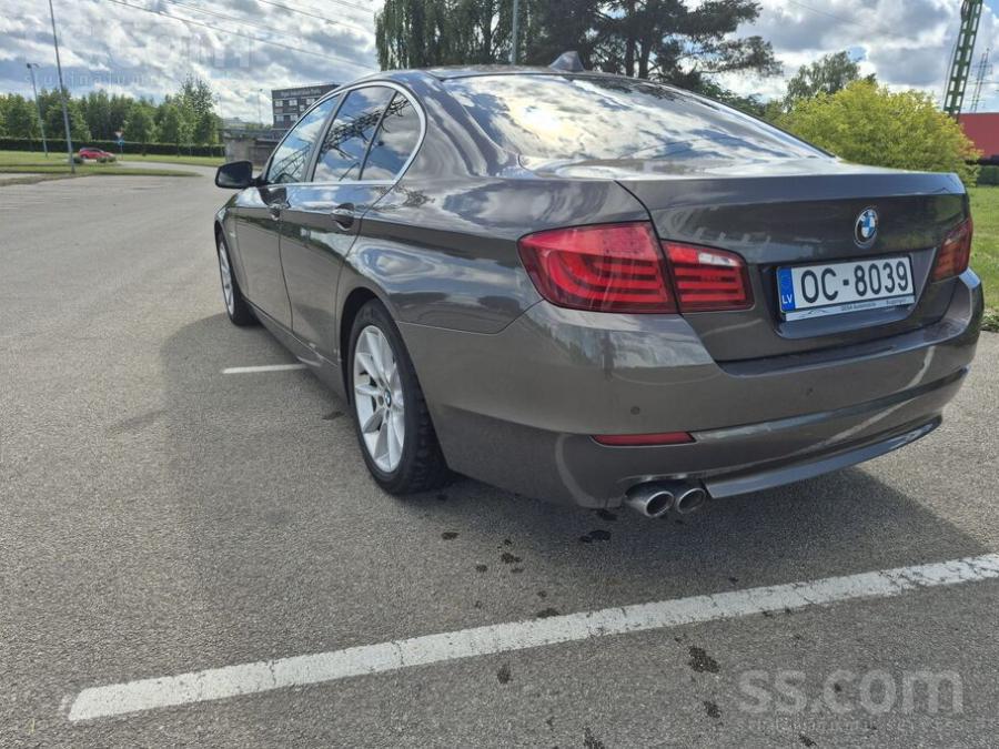 Brūns BMW 530 2011 Daugavpils, ar dzinēja tilpumu 3.00 L un nobraukumu 232 tūkst. km par 11500 €, foto 5 vietnē AUTOMOTO.COM.LV