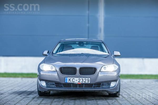 Brūns BMW 530 2012 Rīga, ar dzinēja tilpumu 3.00 L un nobraukumu 374 tūkst. km par 10990 €, foto 2 vietnē AUTOMOTO.COM.LV