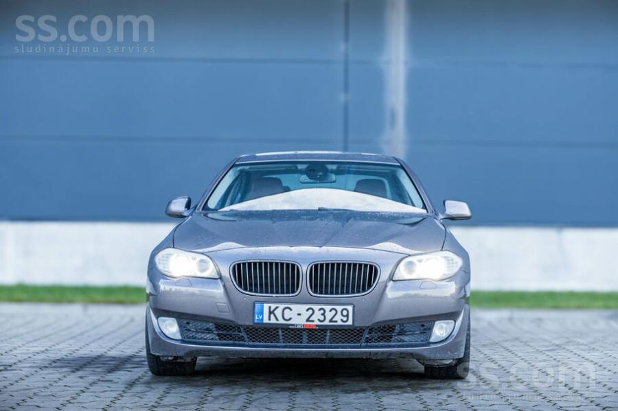 Brūns BMW 530 2012 Rīga, ar dzinēja tilpumu 3.00 L un nobraukumu 374 tūkst. km par 10990 €, foto 2 vietnē AUTOMOTO.COM.LV