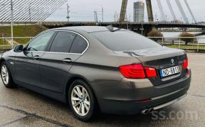 Brown BMW 530 2013 in Riga, with an engine capacity of 3.00 L and mileage of 350 thousand km for 11450 €, photo 5 on AUTOMOTO.COM.LV