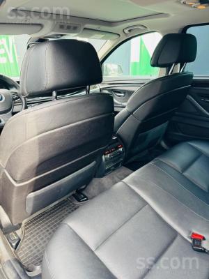 Brown BMW 530 2013 in Riga, with an engine capacity of 3.00 L and mileage of 350 thousand km for 11450 €, photo 8 on AUTOMOTO.COM.LV