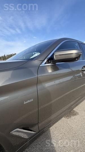 Brown BMW 530 2016 in Riga, with an engine capacity of 3.00 L and mileage of 255 thousand km for 23000 €, photo 5 on AUTOMOTO.COM.LV