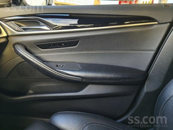 Brown BMW 530 2017 in Riga, with an engine capacity of 3.00 L and mileage of 190 thousand km for 25900 €, photo 8 on AUTOMOTO.COM.LV