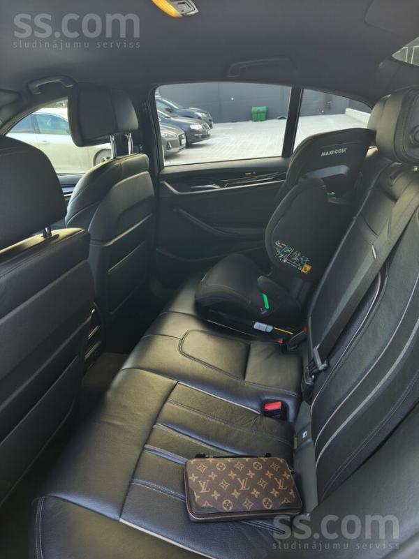 Brown BMW 530 2017 in Riga, with an engine capacity of 3.00 L and mileage of 190 thousand km for 25900 €, photo 10 on AUTOMOTO.COM.LV