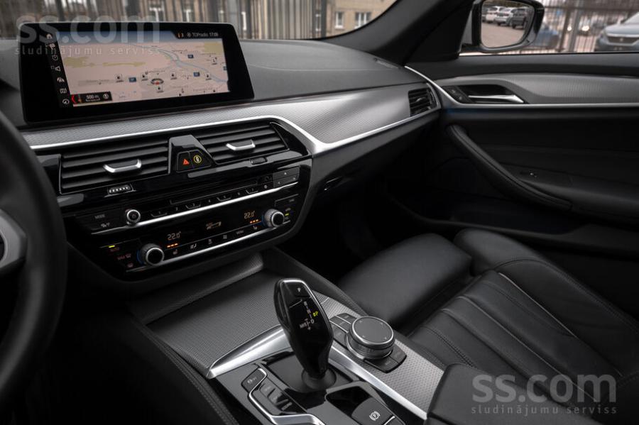 Brown BMW 530 2018 in Jelgava, with an engine capacity of 2.00 L and mileage of 0 thousand km for 21300 €, photo 18 on AUTOMOTO.COM.LV