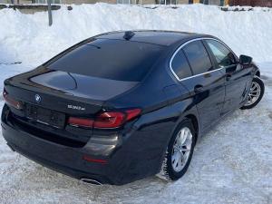 Brown BMW 530 2022 in Vilnius, with an engine capacity of 2.00 L and mileage of 43 thousand km for 27400 €, photo 9 on AUTOMOTO.COM.LV
