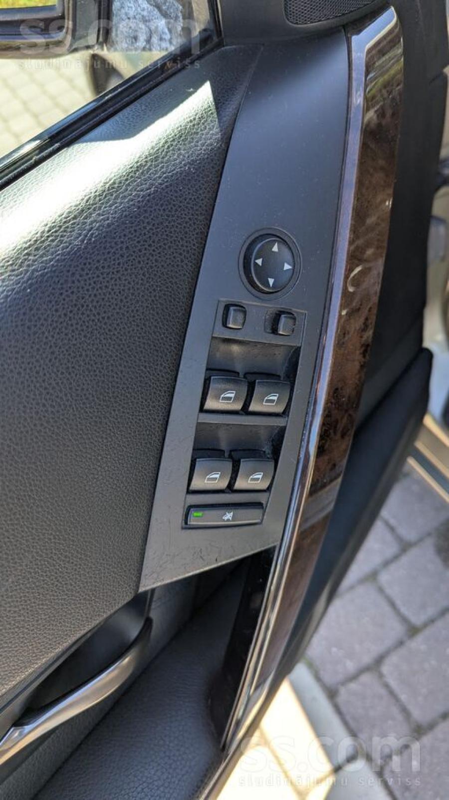 Brūns BMW 530 2006 Ventspils, ar dzinēja tilpumu 3.00 L un nobraukumu 493 tūkst. km par 3900 €, foto 9 vietnē AUTOMOTO.COM.LV