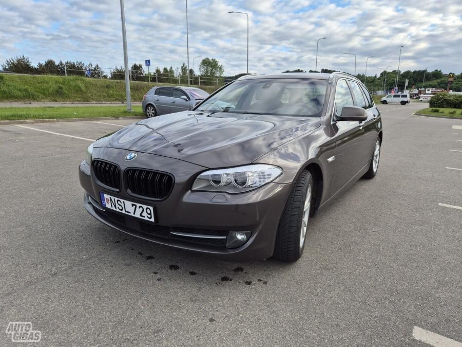 Brown BMW 530 2011 in Vilnius, with an engine capacity of 3.00 L and mileage of 266 thousand km for 8900 €, photo 3 on AUTOMOTO.COM.LV