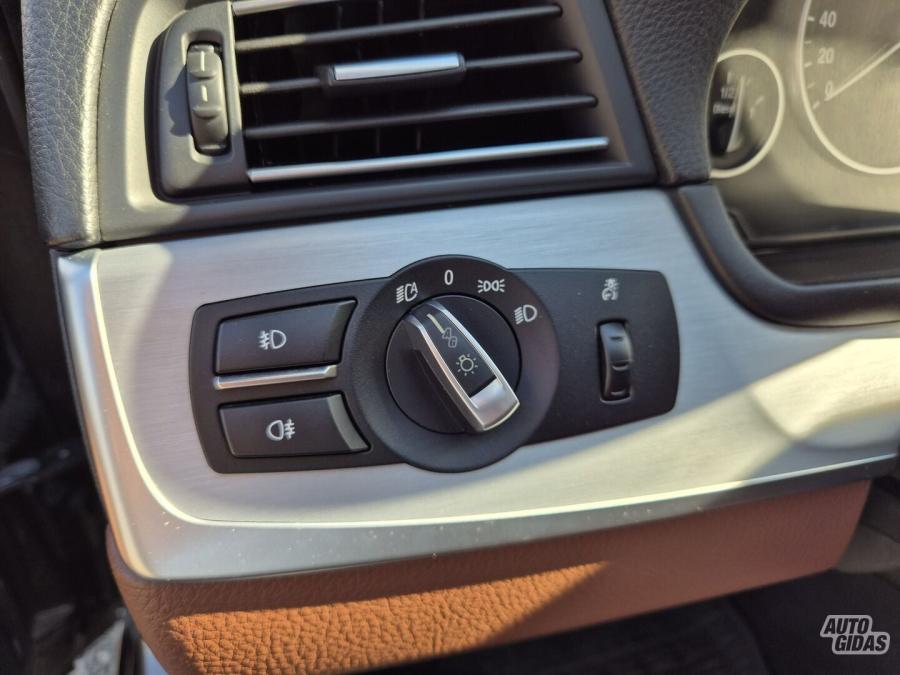 Brown BMW 530 2011 in Vilnius, with an engine capacity of 3.00 L and mileage of 266 thousand km for 8900 €, photo 13 on AUTOMOTO.COM.LV