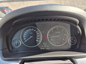 Brown BMW 530 2011 in Vilnius, with an engine capacity of 3.00 L and mileage of 266 thousand km for 8900 €, photo 14 on AUTOMOTO.COM.LV