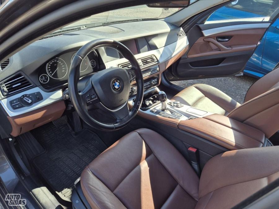 Brown BMW 530 2011 in Vilnius, with an engine capacity of 3.00 L and mileage of 266 thousand km for 8900 €, photo 17 on AUTOMOTO.COM.LV